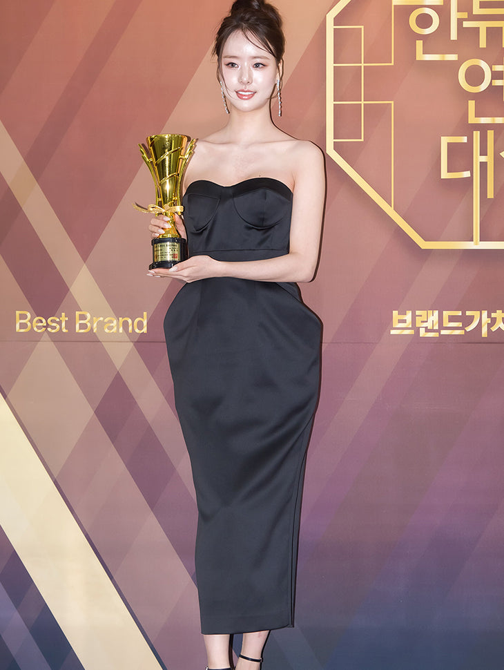 DINT CELEB Miss Korea Park Hee-sun KSH32O2D003