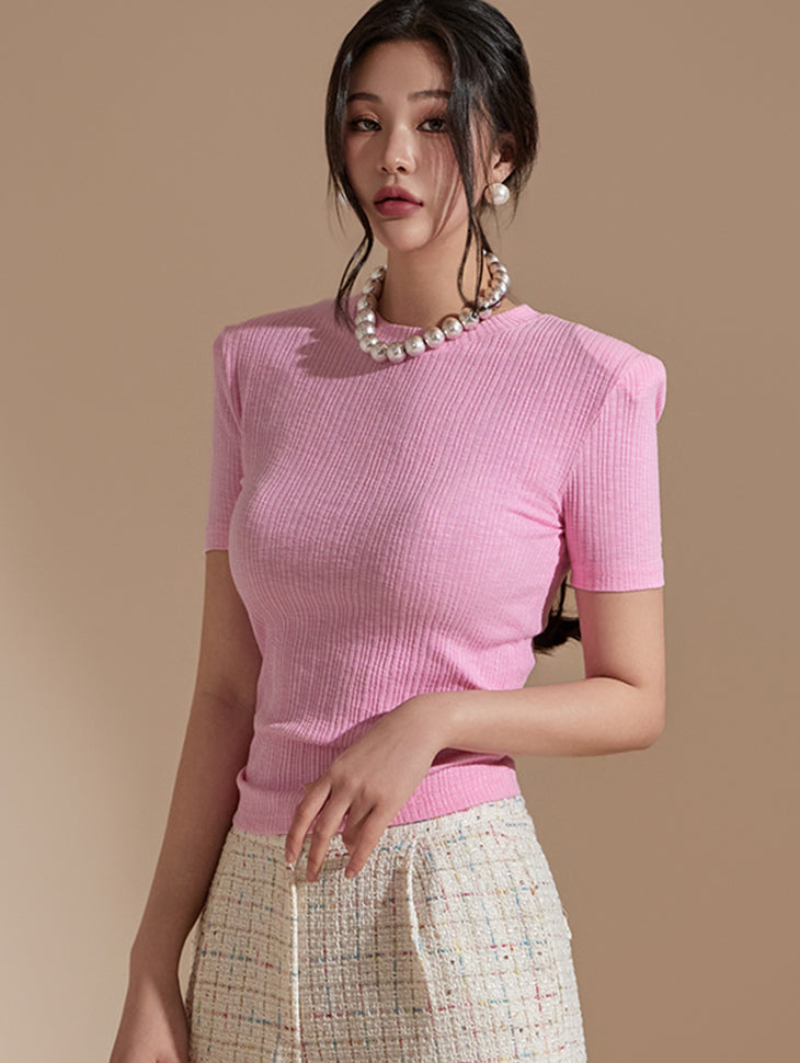 E3318 Slim Padded Shoulder Top